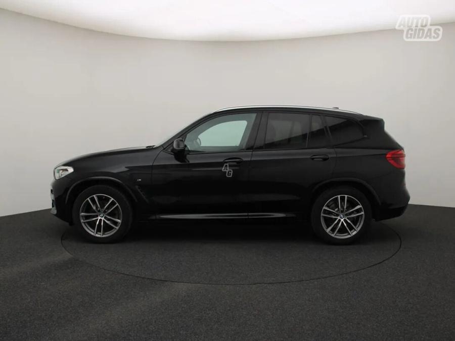 Black BMW X3 2018 in Vilnius, with an engine capacity of 2.00 L and mileage of 186 thousand km for 23999 €, photo 7 on AUTOMOTO.COM.LV