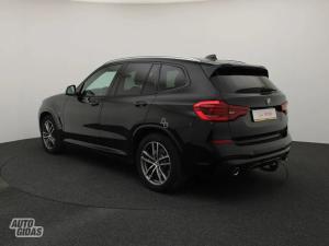 Black BMW X3 2018 in Vilnius, with an engine capacity of 2.00 L and mileage of 186 thousand km for 23999 €, photo 8 on AUTOMOTO.COM.LV