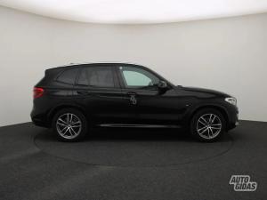 Black BMW X3 2018 in Vilnius, with an engine capacity of 2.00 L and mileage of 186 thousand km for 23999 €, photo 10 on AUTOMOTO.COM.LV