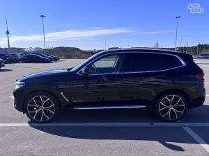 Black BMW X3 2018 in Vilnius, with an engine capacity of 2.00 L and mileage of 106 thousand km for 26000 €, photo 3 on AUTOMOTO.COM.LV