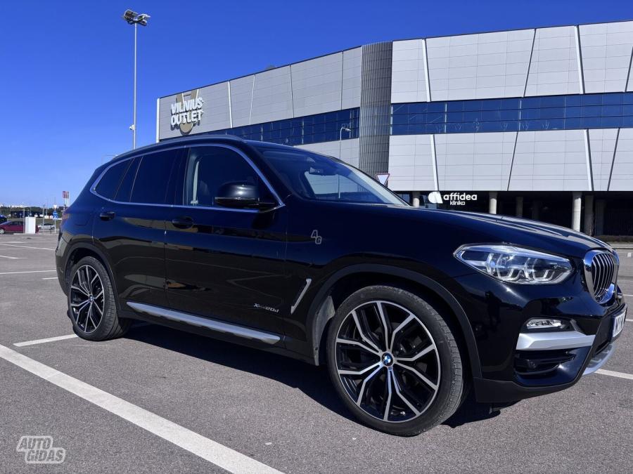 Black BMW X3 2018 in Vilnius, with an engine capacity of 2.00 L and mileage of 106 thousand km for 26000 €, photo 8 on AUTOMOTO.COM.LV