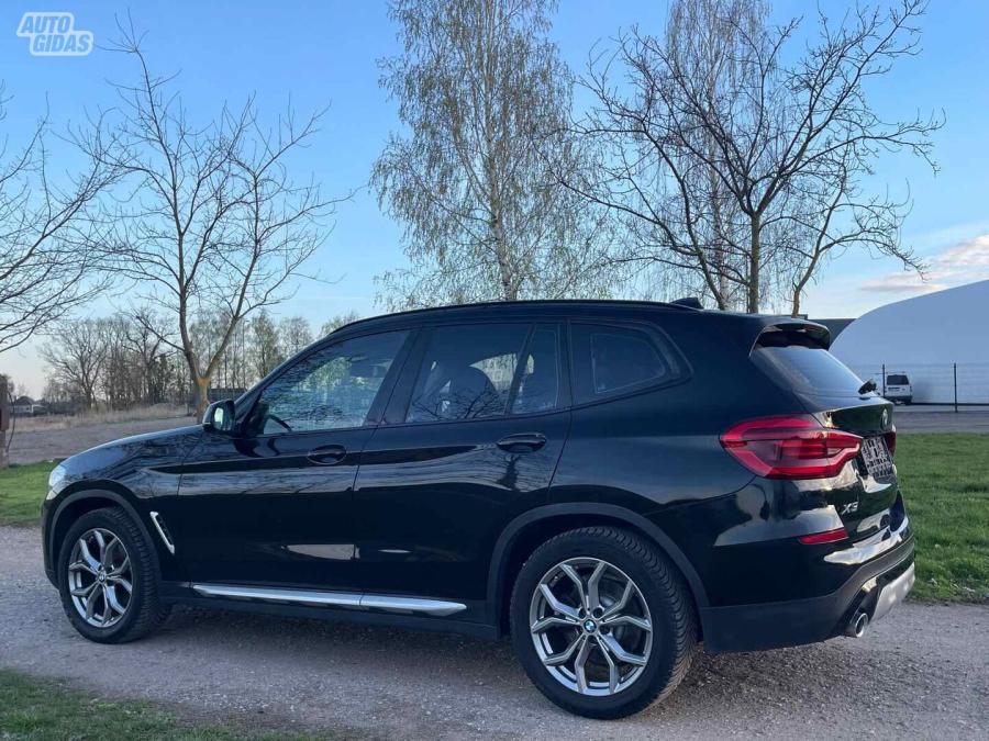 Melns BMW X3 2018 Panevēža, ar dzinēja tilpumu 2.00 L un nobraukumu 182 tūkst. km par 16300 €, foto 4 vietnē AUTOMOTO.COM.LV