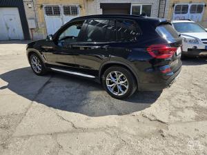 Melns BMW X3 2018 Panevēža, ar dzinēja tilpumu 2.00 L un nobraukumu 182 tūkst. km par 16300 €, foto 30 vietnē AUTOMOTO.COM.LV