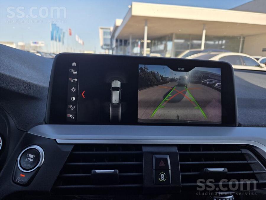 Black BMW X3 2018 in Riga, with an engine capacity of 2.00 L and mileage of 159 thousand km for 22390 €, photo 18 on AUTOMOTO.COM.LV