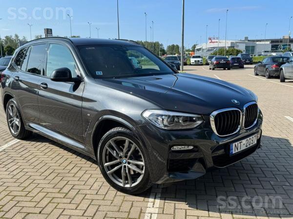 Black BMW X3 2018 in Riga, with an engine capacity of 2.00 L and mileage of 120 thousand km for 25250 €, photo 2 on AUTOMOTO.COM.LV