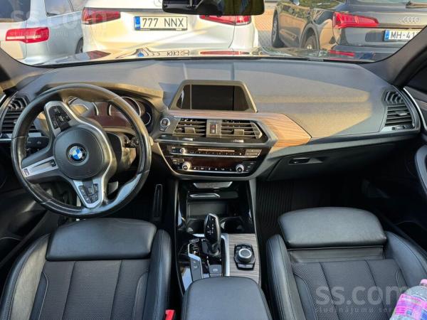 Black BMW X3 2018 in Riga, with an engine capacity of 2.00 L and mileage of 120 thousand km for 25250 €, photo 9 on AUTOMOTO.COM.LV
