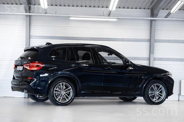 Melns BMW X3 2018 Tukums, ar dzinēja tilpumu 2.00 L un nobraukumu 0 tūkst. km par 22990 €, foto 3 vietnē AUTOMOTO.COM.LV