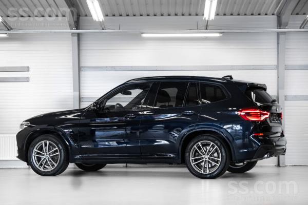 Melns BMW X3 2018 Tukums, ar dzinēja tilpumu 2.00 L un nobraukumu 0 tūkst. km par 22990 €, foto 8 vietnē AUTOMOTO.COM.LV