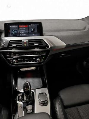 Black BMW X3 2018 in Kaunas, with an engine capacity of 2.00 L and mileage of 87 thousand km for 24500 €, photo 12 on AUTOMOTO.COM.LV