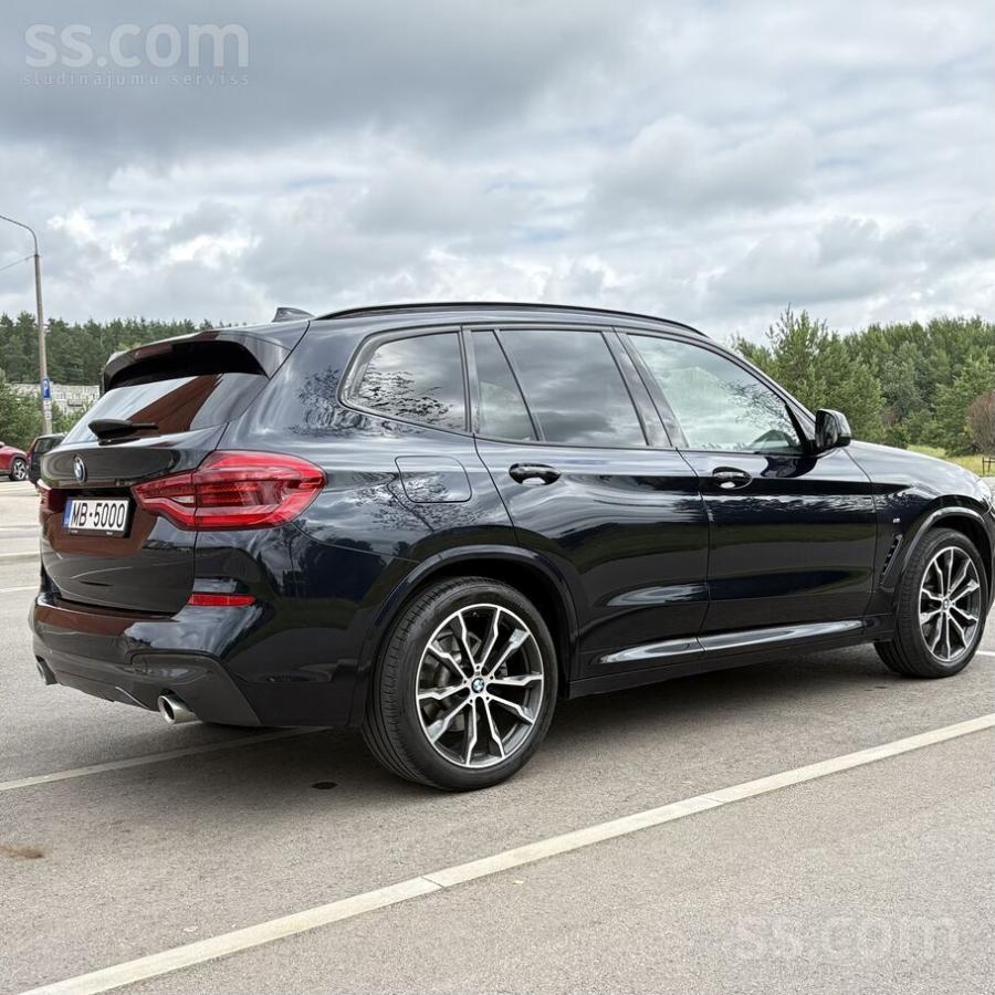 Black BMW X3 2018 in Daugavpils, with an engine capacity of 2.00 L and mileage of 225 thousand km for 23500 €, photo 6 on AUTOMOTO.COM.LV