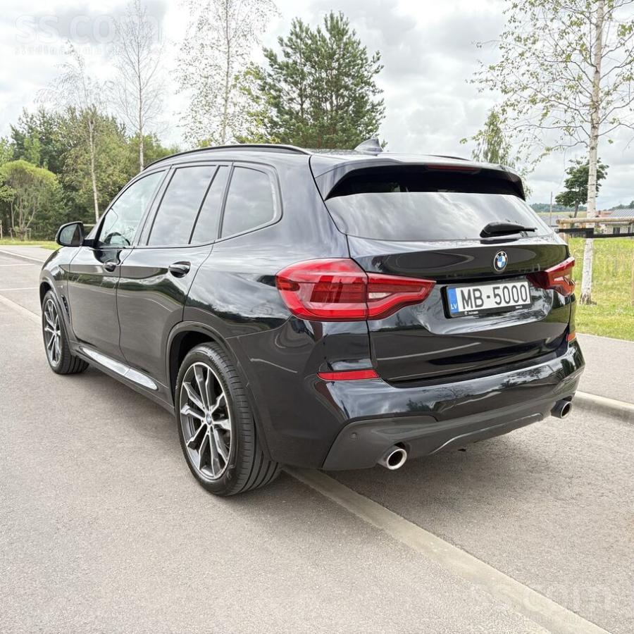 Black BMW X3 2018 in Daugavpils, with an engine capacity of 2.00 L and mileage of 225 thousand km for 23500 €, photo 8 on AUTOMOTO.COM.LV