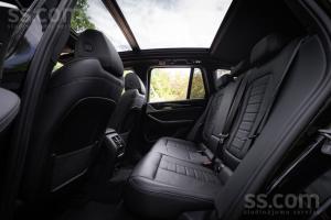 Black BMW X3 2018 in Jelgava, with an engine capacity of 2.00 L and mileage of 206 thousand km for 22900 €, photo 15 on AUTOMOTO.COM.LV