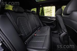 Black BMW X3 2018 in Jelgava, with an engine capacity of 2.00 L and mileage of 206 thousand km for 22900 €, photo 16 on AUTOMOTO.COM.LV
