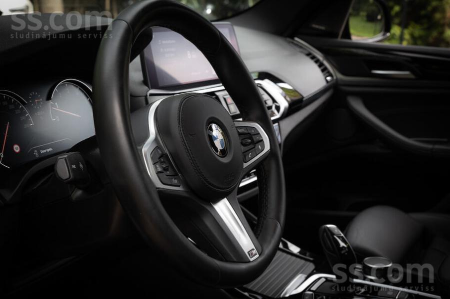 Black BMW X3 2018 in Jelgava, with an engine capacity of 2.00 L and mileage of 206 thousand km for 22900 €, photo 18 on AUTOMOTO.COM.LV