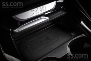 Black BMW X3 2018 in Jelgava, with an engine capacity of 2.00 L and mileage of 206 thousand km for 22900 €, photo 24 on AUTOMOTO.COM.LV
