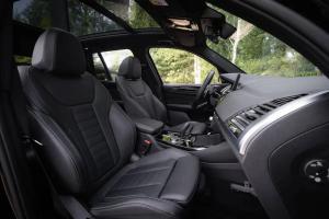 Black BMW X3 2018 in Jelgava, with an engine capacity of 2.00 L and mileage of 206 thousand km for 22900 €, photo 13 on AUTOMOTO.COM.LV