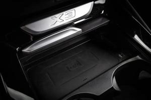 Black BMW X3 2018 in Jelgava, with an engine capacity of 2.00 L and mileage of 206 thousand km for 22900 €, photo 22 on AUTOMOTO.COM.LV