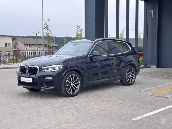 Black BMW X3 2018 in Vilnius, with an engine capacity of 2.00 L and mileage of 168 thousand km for 24850 €, photo 9 on AUTOMOTO.COM.LV