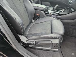 Black BMW X3 2018 in Panevezys, with an engine capacity of 2.00 L and mileage of 185 thousand km for 19200 €, photo 13 on AUTOMOTO.COM.LV