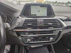 Black BMW X3 2018 in Panevezys, with an engine capacity of 2.00 L and mileage of 185 thousand km for 19200 €, photo 22 on AUTOMOTO.COM.LV
