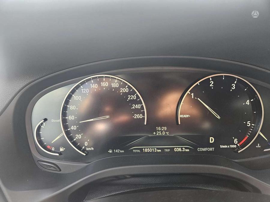 Black BMW X3 2018 in Panevezys, with an engine capacity of 2.00 L and mileage of 185 thousand km for 19200 €, photo 24 on AUTOMOTO.COM.LV