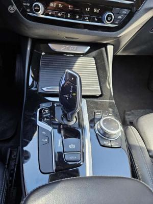 Black BMW X3 2018 in Panevezys, with an engine capacity of 2.00 L and mileage of 185 thousand km for 19200 €, photo 27 on AUTOMOTO.COM.LV