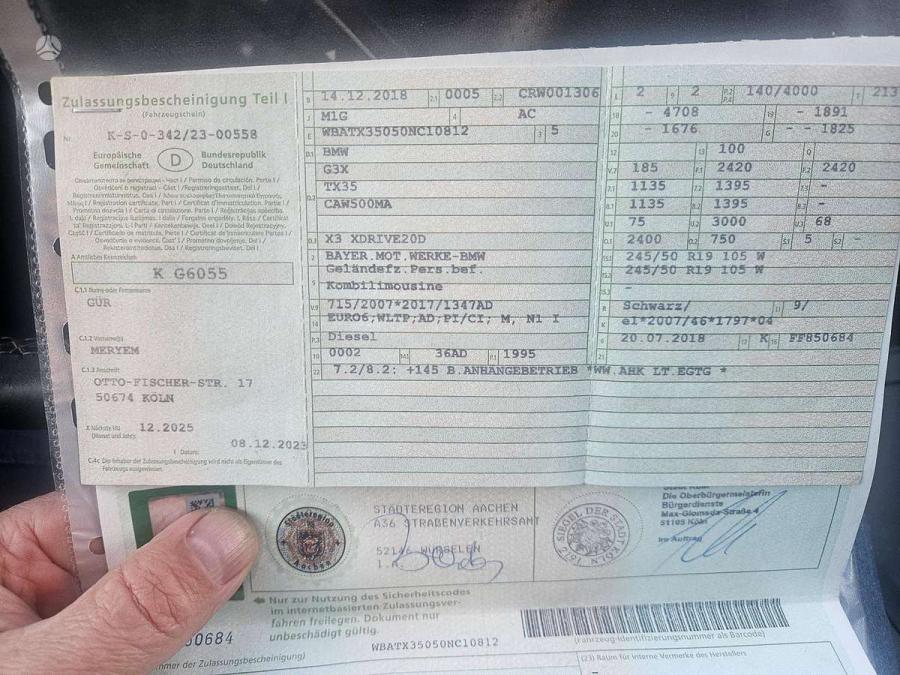 Black BMW X3 2018 in Panevezys, with an engine capacity of 2.00 L and mileage of 185 thousand km for 19200 €, photo 28 on AUTOMOTO.COM.LV