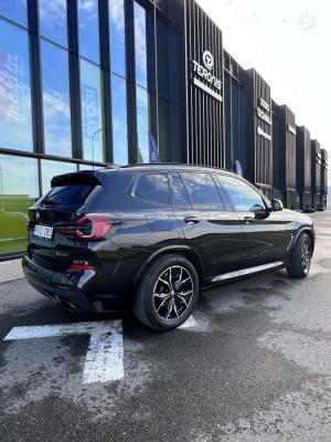 Melns BMW X3 2018 Viļņa, ar dzinēja tilpumu 3.00 L un nobraukumu 110 tūkst. km par 27500 €, foto 4 vietnē AUTOMOTO.COM.LV