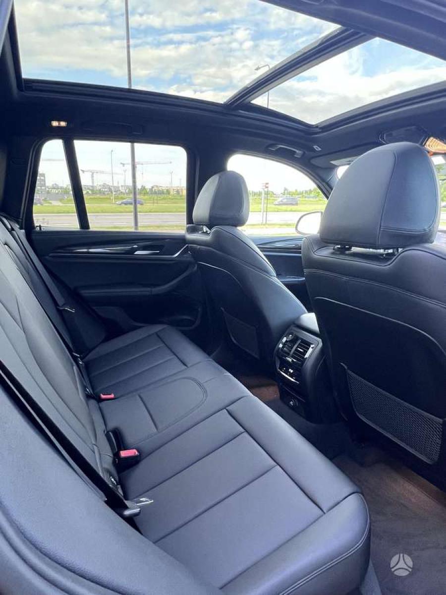 Melns BMW X3 2018 Viļņa, ar dzinēja tilpumu 3.00 L un nobraukumu 110 tūkst. km par 27500 €, foto 6 vietnē AUTOMOTO.COM.LV