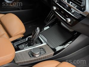 Melns BMW X3 2018 Jūrmala, ar dzinēja tilpumu 3.00 L un nobraukumu 0 tūkst. km par 23950 €, foto 23 vietnē AUTOMOTO.COM.LV