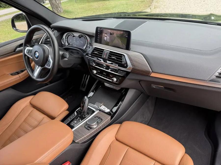 Black BMW X3 2018 in Jurmala, with an engine capacity of 3.00 L and mileage of 230 thousand km for 23950 €, photo 21 on AUTOMOTO.COM.LV