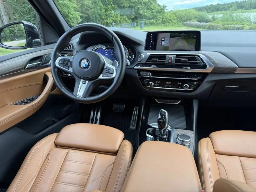 Black BMW X3 2018 in Jurmala, with an engine capacity of 3.00 L and mileage of 230 thousand km for 23950 €, photo 27 on AUTOMOTO.COM.LV