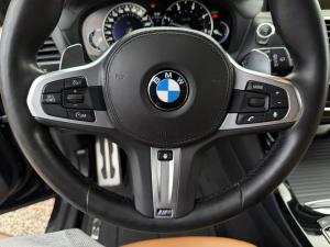 Black BMW X3 2018 in Jurmala, with an engine capacity of 3.00 L and mileage of 230 thousand km for 23950 €, photo 31 on AUTOMOTO.COM.LV