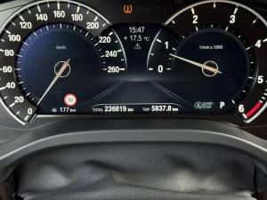 Black BMW X3 2018 in Jurmala, with an engine capacity of 3.00 L and mileage of 230 thousand km for 23950 €, photo 34 on AUTOMOTO.COM.LV
