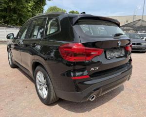 Black BMW X3 2018 in Siauliai, with an engine capacity of 2.00 L and mileage of 185 thousand km for 16900 €, photo 7 on AUTOMOTO.COM.LV