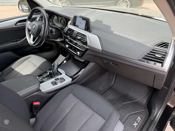 Black BMW X3 2018 in Siauliai, with an engine capacity of 2.00 L and mileage of 185 thousand km for 16900 €, photo 7 on AUTOMOTO.COM.LV
