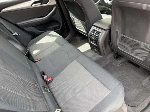 Black BMW X3 2018 in Siauliai, with an engine capacity of 2.00 L and mileage of 185 thousand km for 16900 €, photo 10 on AUTOMOTO.COM.LV