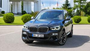 Black BMW X3 2018 in Elektrenai, with an engine capacity of 3.00 L and mileage of 152 thousand km for 29800 €, photo  on AUTOMOTO.COM.LV