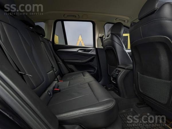 Черный БМВ Х3 2018 в Тукумс, объемом двигателя 3.00 л и пробегом 130 тыс. км за 25990 €, фото 8 на AUTOMOTO.COM.LV