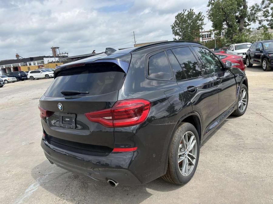 Melns BMW X3 2018 Klaipėda, ar dzinēja tilpumu 2.00 L un nobraukumu 155 tūkst. km par 12700 €, foto 3 vietnē AUTOMOTO.COM.LV