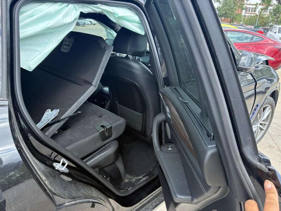 Melns BMW X3 2018 Klaipėda, ar dzinēja tilpumu 2.00 L un nobraukumu 155 tūkst. km par 12700 €, foto 12 vietnē AUTOMOTO.COM.LV