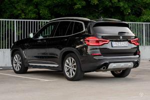 Black BMW X3 2018 in Vilnius, with an engine capacity of 2.00 L and mileage of 134 thousand km for 24700 €, photo 8 on AUTOMOTO.COM.LV