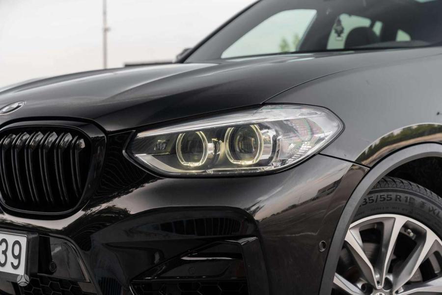 Black BMW X3 2018 in Vilnius, with an engine capacity of 2.00 L and mileage of 134 thousand km for 24700 €, photo 10 on AUTOMOTO.COM.LV
