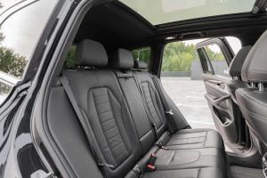 Black BMW X3 2018 in Vilnius, with an engine capacity of 2.00 L and mileage of 134 thousand km for 24700 €, photo 22 on AUTOMOTO.COM.LV