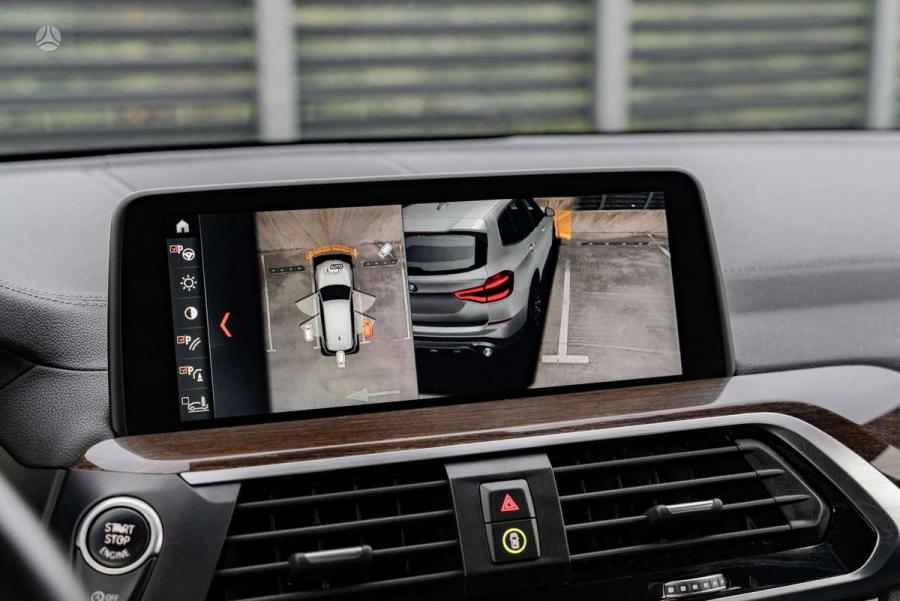 Black BMW X3 2018 in Vilnius, with an engine capacity of 2.00 L and mileage of 134 thousand km for 24700 €, photo 56 on AUTOMOTO.COM.LV