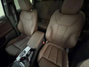 Black BMW X3 2018 in Marijampole, with an engine capacity of 2.99 L and mileage of 274 thousand km for 22350 €, photo 7 on AUTOMOTO.COM.LV