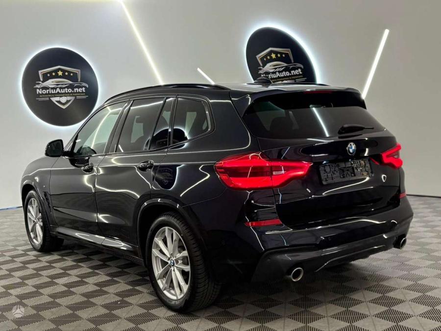 Black BMW X3 2018 in Marijampole, with an engine capacity of 2.99 L and mileage of 274 thousand km for 22350 €, photo 18 on AUTOMOTO.COM.LV