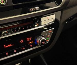 Black BMW X3 2018 in Marijampole, with an engine capacity of 2.99 L and mileage of 274 thousand km for 22350 €, photo 33 on AUTOMOTO.COM.LV