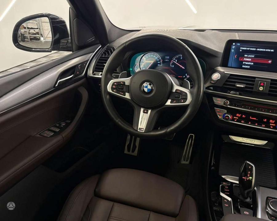 Black BMW X3 2018 in Marijampole, with an engine capacity of 2.99 L and mileage of 274 thousand km for 22350 €, photo 35 on AUTOMOTO.COM.LV