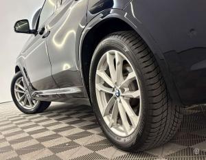 Black BMW X3 2018 in Marijampole, with an engine capacity of 2.99 L and mileage of 274 thousand km for 22350 €, photo 39 on AUTOMOTO.COM.LV